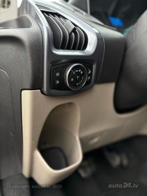 Melns Ford Tourneo 2015 Tallina, ar dzinēja tilpumu 2.20 L un nobraukumu 302 tūkst. km par 8400 €, foto 21 vietnē AUTOMOTO.COM.LV