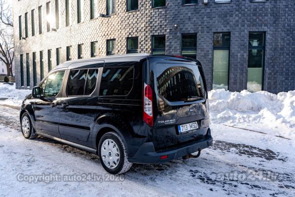 Melns Ford Tourneo 2016 Tallina, ar dzinēja tilpumu 1.50 L un nobraukumu 275 tūkst. km par 9111 €, foto 6 vietnē AUTOMOTO.COM.LV