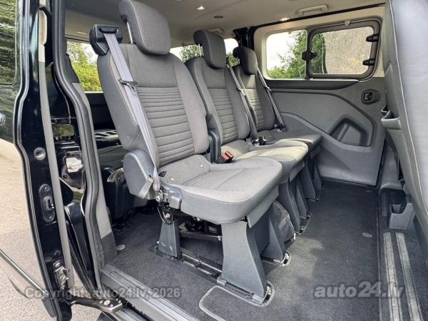 Melns Ford Tourneo 2018 Tallina, ar dzinēja tilpumu 2.00 L un nobraukumu 192 tūkst. km par 22500 €, foto 11 vietnē AUTOMOTO.COM.LV