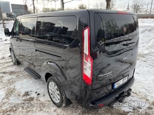 Black Ford Tourneo 2023 in Tallinn, with an engine capacity of 2.00 L and mileage of 55 thousand km for 41900 €, photo 8 on AUTOMOTO.COM.LV