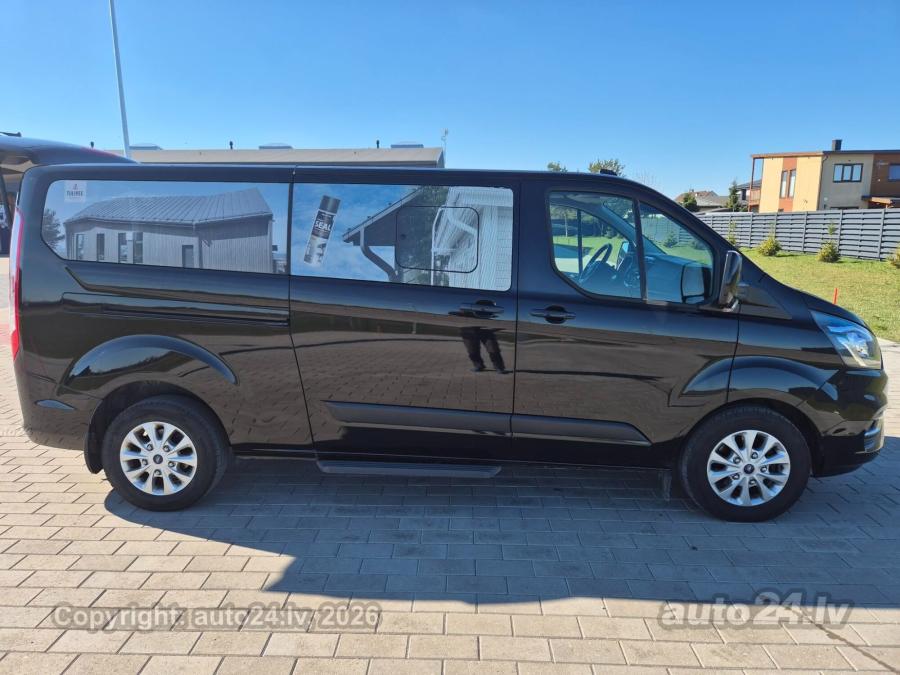 Melns Ford Tourneo 2023 Tallina, ar dzinēja tilpumu 2.00 L un nobraukumu 71 tūkst. km par 35000 €, foto 3 vietnē AUTOMOTO.COM.LV