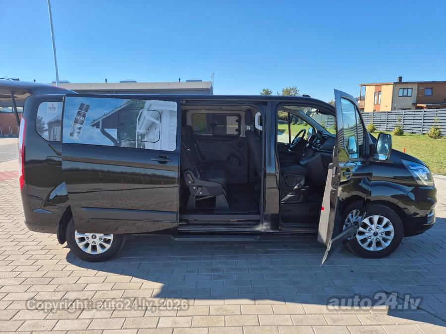 Melns Ford Tourneo 2023 Tallina, ar dzinēja tilpumu 2.00 L un nobraukumu 71 tūkst. km par 35000 €, foto 7 vietnē AUTOMOTO.COM.LV