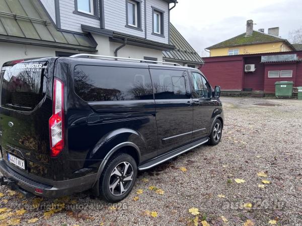 Black Ford Tourneo 2023 in Tallinn, with an engine capacity of 2.00 L and mileage of 87 thousand km for 37300 €, photo 5 on AUTOMOTO.COM.LV