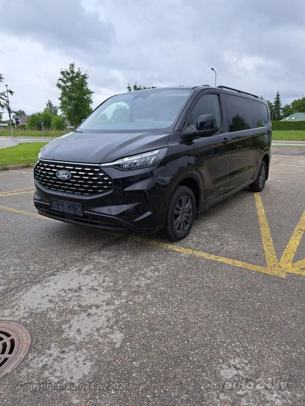 Melns Ford Tourneo 2024 Tartu, ar dzinēja tilpumu 2.00 L un nobraukumu 105 tūkst. km par 38800 €, foto 1 vietnē AUTOMOTO.COM.LV