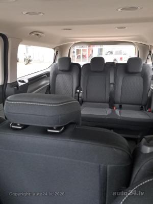 Melns Ford Tourneo 2024 Tartu, ar dzinēja tilpumu 2.00 L un nobraukumu 105 tūkst. km par 38800 €, foto 13 vietnē AUTOMOTO.COM.LV