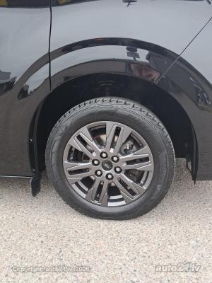 Melns Ford Tourneo 2024 Tartu, ar dzinēja tilpumu 2.00 L un nobraukumu 105 tūkst. km par 38800 €, foto 16 vietnē AUTOMOTO.COM.LV