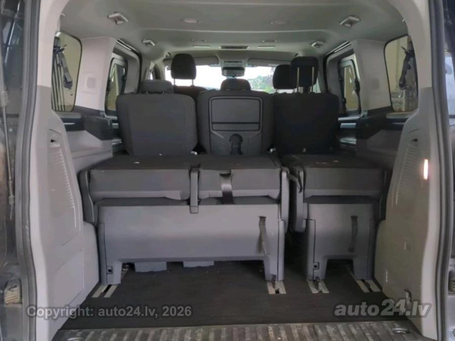 Black Ford Tourneo 2024 in Tallinn, with an engine capacity of 2.00 L and mileage of 116 thousand km for 44990 €, photo 6 on AUTOMOTO.COM.LV