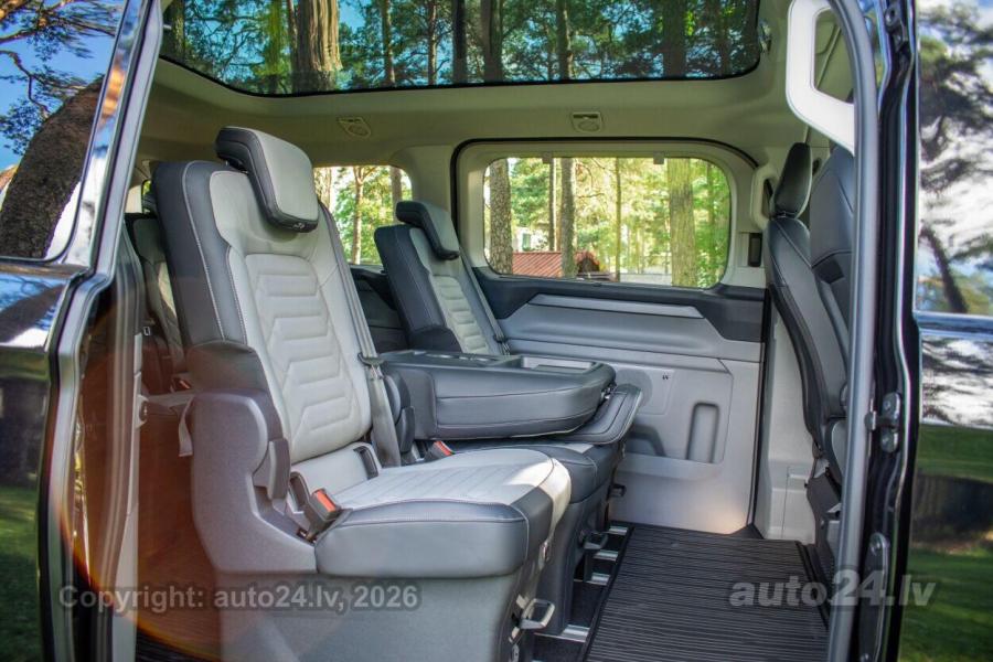 Melns Ford Tourneo 2026 Tallina, ar dzinēja tilpumu 2.00 L un nobraukumu 10 tūkst. km par 69990 €, foto 12 vietnē AUTOMOTO.COM.LV