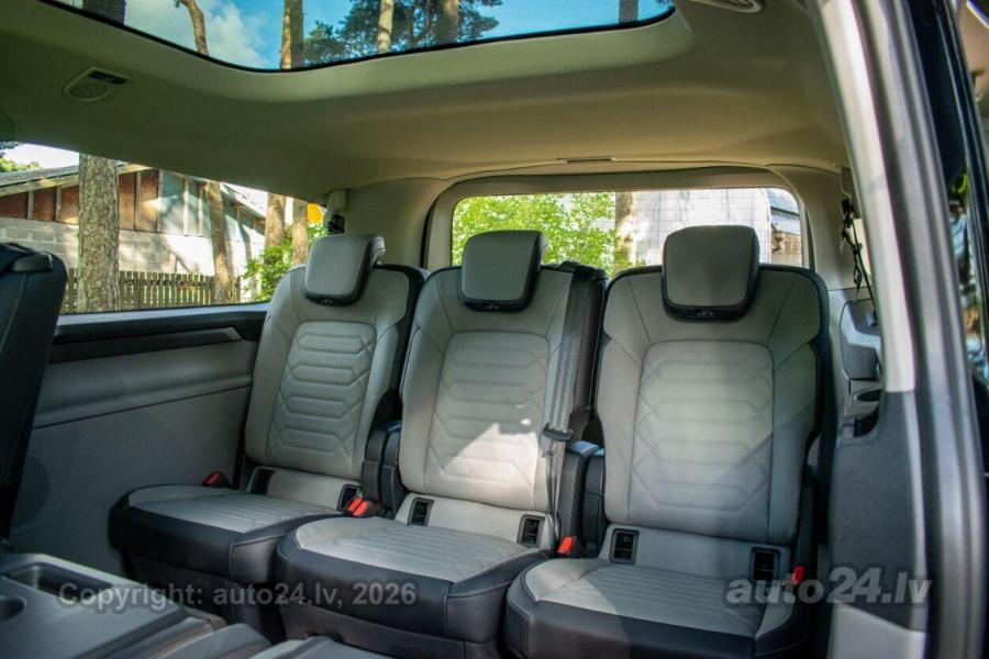 Melns Ford Tourneo 2026 Tallina, ar dzinēja tilpumu 2.00 L un nobraukumu 10 tūkst. km par 69990 €, foto 13 vietnē AUTOMOTO.COM.LV