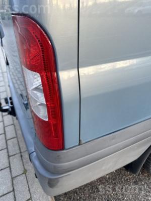 Zils Ford Tourneo 2010 Rīga, ar dzinēja tilpumu 2.20 L un nobraukumu 244 tūkst. km par 6500 €, foto 13 vietnē AUTOMOTO.COM.LV