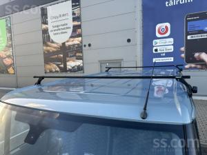 Zils Ford Tourneo 2010 Rīga, ar dzinēja tilpumu 2.20 L un nobraukumu 244 tūkst. km par 6500 €, foto 16 vietnē AUTOMOTO.COM.LV