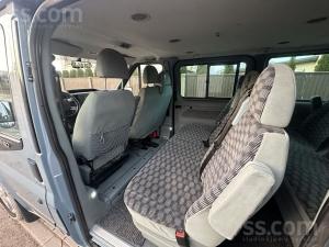 Zils Ford Tourneo 2010 Rīga, ar dzinēja tilpumu 2.20 L un nobraukumu 244 tūkst. km par 6500 €, foto 18 vietnē AUTOMOTO.COM.LV
