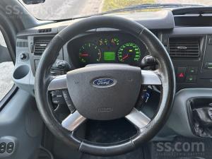 Zils Ford Tourneo 2010 Rīga, ar dzinēja tilpumu 2.20 L un nobraukumu 244 tūkst. km par 6500 €, foto 30 vietnē AUTOMOTO.COM.LV