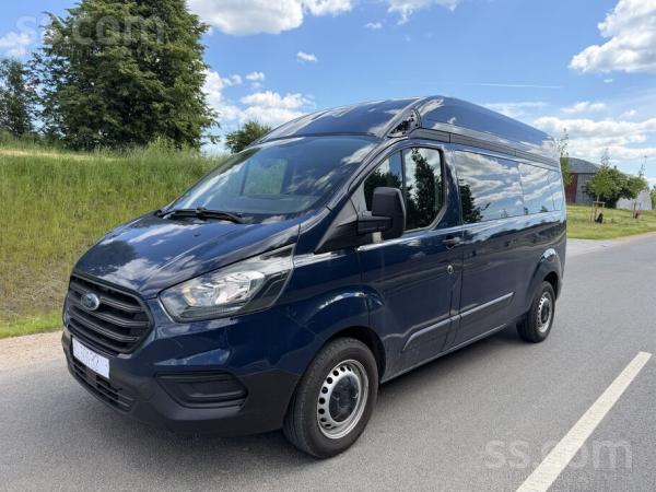 Zils Ford Tourneo 2019 Jelgava, ar dzinēja tilpumu 2.00 L un nobraukumu 191 tūkst. km par 12500 €, foto 1 vietnē AUTOMOTO.COM.LV