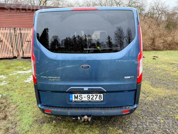 Zils Ford Tourneo 2021 Ventspils, ar dzinēja tilpumu 2.00 L un nobraukumu 222 tūkst. km par 25500 €, foto 7 vietnē AUTOMOTO.COM.LV