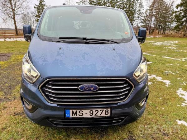 Zils Ford Tourneo 2021 Ventspils, ar dzinēja tilpumu 2.00 L un nobraukumu 222 tūkst. km par 25500 €, foto 8 vietnē AUTOMOTO.COM.LV