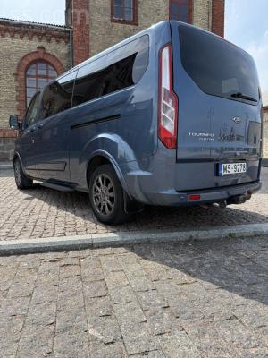 Blue Ford Tourneo 2021 in Ventspils, with an engine capacity of 2.00 L and mileage of 223 thousand km for 24500 €, photo 5 on AUTOMOTO.COM.LV