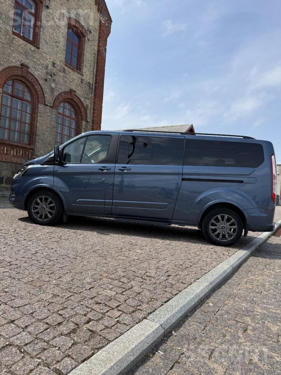 Blue Ford Tourneo 2021 in Ventspils, with an engine capacity of 2.00 L and mileage of 223 thousand km for 24500 €, photo 6 on AUTOMOTO.COM.LV