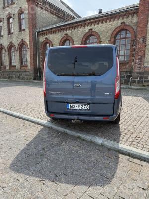 Blue Ford Tourneo 2021 in Ventspils, with an engine capacity of 2.00 L and mileage of 223 thousand km for 24500 €, photo 9 on AUTOMOTO.COM.LV