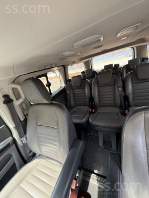Blue Ford Tourneo 2021 in Ventspils, with an engine capacity of 2.00 L and mileage of 223 thousand km for 24500 €, photo 13 on AUTOMOTO.COM.LV