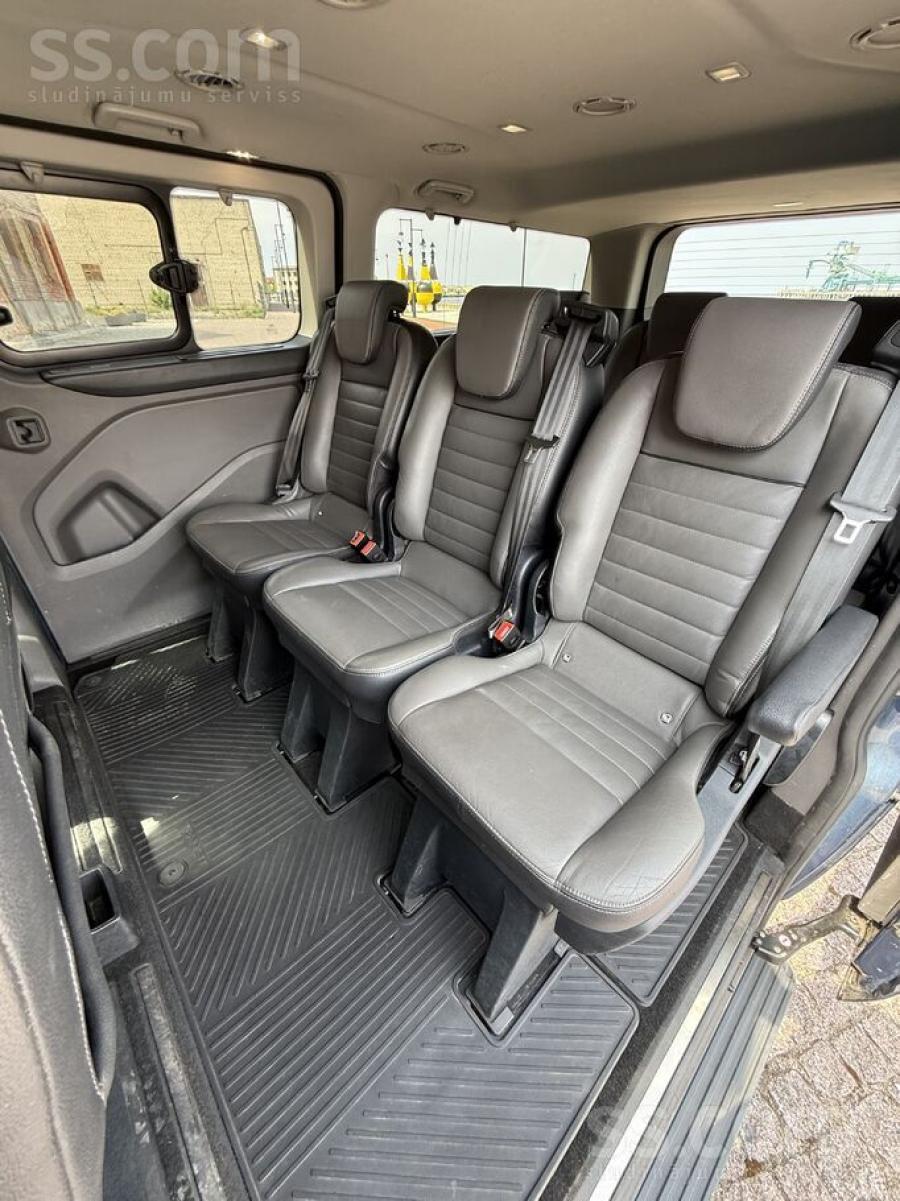 Blue Ford Tourneo 2021 in Ventspils, with an engine capacity of 2.00 L and mileage of 223 thousand km for 24500 €, photo 12 on AUTOMOTO.COM.LV