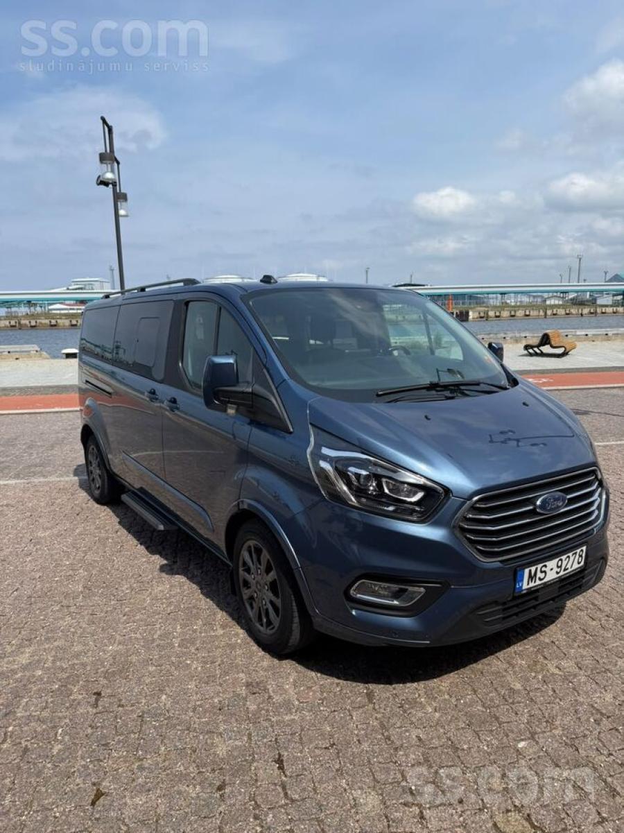 Zils Ford Tourneo 2021 Ventspils, ar dzinēja tilpumu 2.00 L un nobraukumu 223 tūkst. km par 21900 €, foto 5 vietnē AUTOMOTO.COM.LV