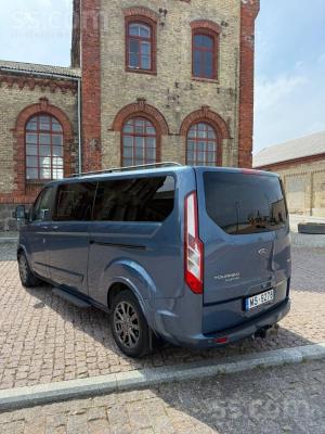 Zils Ford Tourneo 2021 Ventspils, ar dzinēja tilpumu 2.00 L un nobraukumu 223 tūkst. km par 21900 €, foto 24 vietnē AUTOMOTO.COM.LV