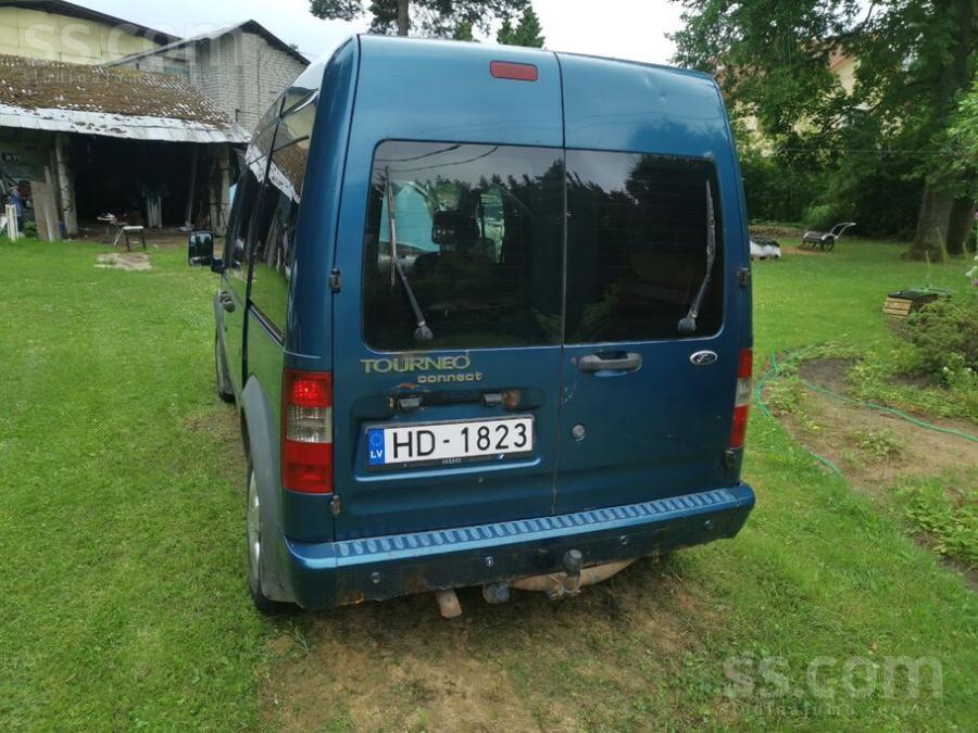 Zils Ford Tourneo 2008 Rīga, ar dzinēja tilpumu 1.80 L un nobraukumu 380 tūkst. km par 850 €, foto 6 vietnē AUTOMOTO.COM.LV
