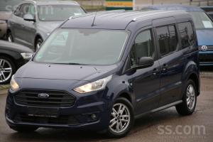Blue Ford Tourneo 2019 in Tukums, with an engine capacity of 1.50 L and mileage of 205 thousand km for 9900 €, photo 22 on AUTOMOTO.COM.LV
