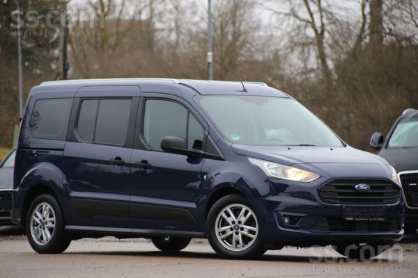 Zils Ford Tourneo 2019 Tukums, ar dzinēja tilpumu 1.50 L un nobraukumu 205 tūkst. km par 9900 €, foto 4 vietnē AUTOMOTO.COM.LV