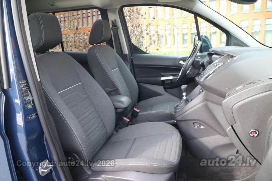 Blue Ford Tourneo 2015 in Tartu, with an engine capacity of 1.50 L and mileage of 263 thousand km for 6990 €, photo 17 on AUTOMOTO.COM.LV