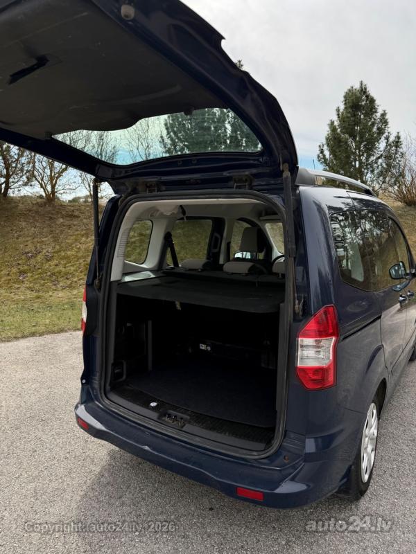 Blue Ford Tourneo 2016 in Tartu, with an engine capacity of 1.00 L and mileage of 169 thousand km for 3999 €, photo 9 on AUTOMOTO.COM.LV