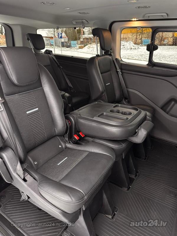 Zils Ford Tourneo 2022 Tartu, ar dzinēja tilpumu 2.00 L un nobraukumu 130 tūkst. km par 30000 €, foto 10 vietnē AUTOMOTO.COM.LV