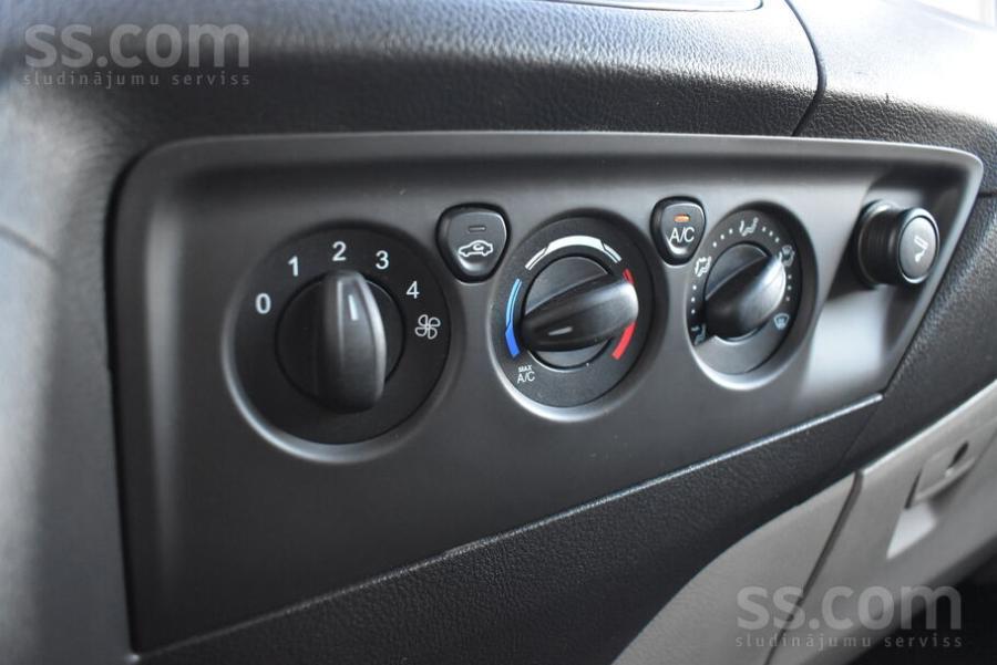 Brūns Ford Tourneo 2013 Kuldīga, ar dzinēja tilpumu 2.20 L un nobraukumu 0 tūkst. km par 12350 €, foto 12 vietnē AUTOMOTO.COM.LV