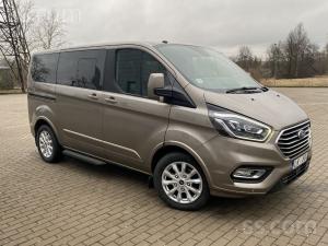 Brown Ford Tourneo 2018 in Tukums, with an engine capacity of 2.00 L and mileage of 131 thousand km for 20900 €, photo  on AUTOMOTO.COM.LV