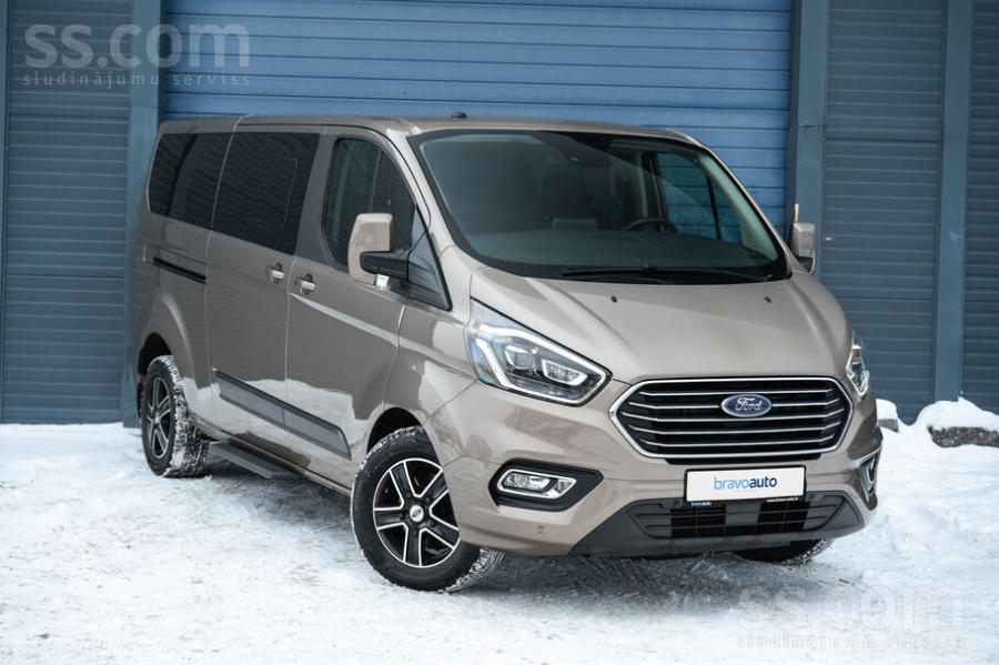 Brūns Ford Tourneo 2020 Rīga, ar dzinēja tilpumu 2.00 L un nobraukumu 87 tūkst. km par 25990 €, foto 3 vietnē AUTOMOTO.COM.LV