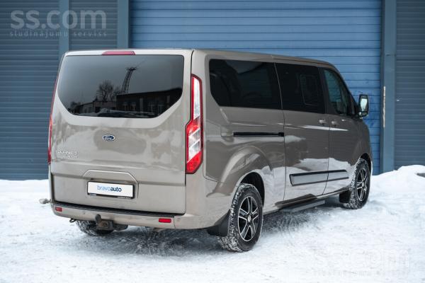 Brown Ford Tourneo 2020 in Riga, with an engine capacity of 2.00 L and mileage of 87 thousand km for 25990 €, photo 6 on AUTOMOTO.COM.LV