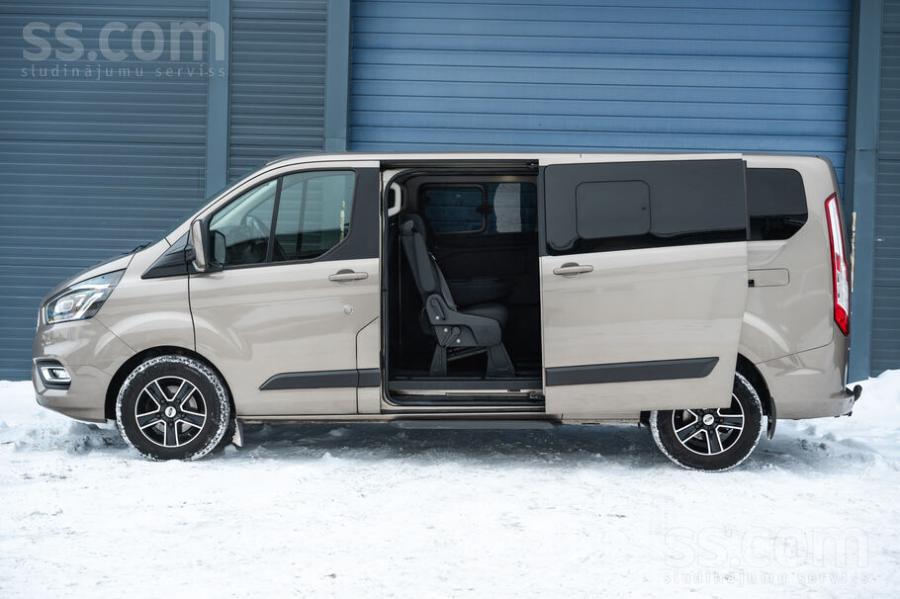 Brūns Ford Tourneo 2020 Rīga, ar dzinēja tilpumu 2.00 L un nobraukumu 87 tūkst. km par 25990 €, foto 23 vietnē AUTOMOTO.COM.LV