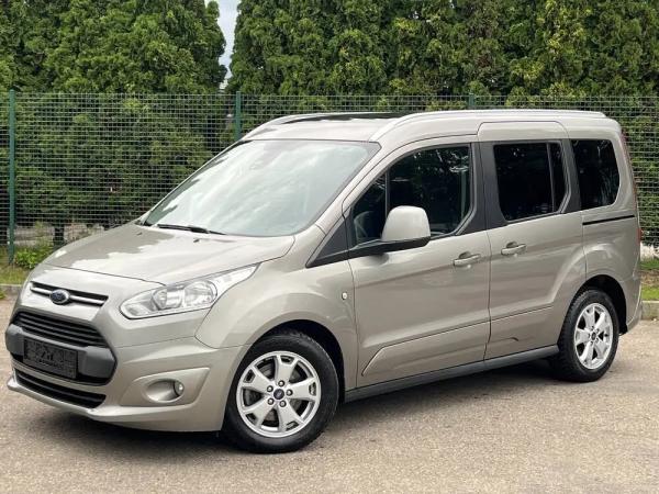 Brūns Ford Tourneo 2018 Jelgava, ar dzinēja tilpumu 1.50 L un nobraukumu 191 tūkst. km par 9590 €, foto 1 vietnē AUTOMOTO.COM.LV