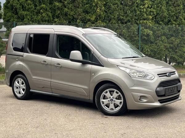 Brūns Ford Tourneo 2018 Jelgava, ar dzinēja tilpumu 1.50 L un nobraukumu 191 tūkst. km par 9590 €, foto 3 vietnē AUTOMOTO.COM.LV