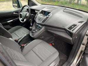 Brown Ford Tourneo 2018 in Jelgava, with an engine capacity of 1.50 L and mileage of 191 thousand km for 9590 €, photo 16 on AUTOMOTO.COM.LV