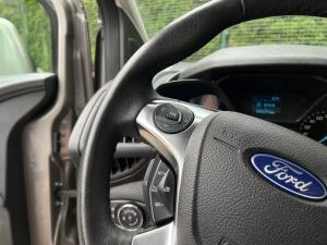 Brown Ford Tourneo 2018 in Jelgava, with an engine capacity of 1.50 L and mileage of 191 thousand km for 9590 €, photo 20 on AUTOMOTO.COM.LV