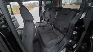 Melns Ford tourneo-connect 2015 Klaipėda, ar dzinēja tilpumu 1.60 L un nobraukumu 239 tūkst. km par 5990 €, foto 18 vietnē AUTOMOTO.COM.LV