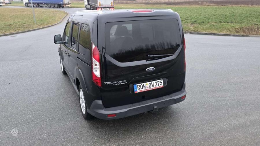 Melns Ford tourneo-connect 2015 Klaipėda, ar dzinēja tilpumu 1.60 L un nobraukumu 239 tūkst. km par 5990 €, foto 23 vietnē AUTOMOTO.COM.LV
