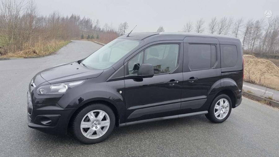 Melns Ford tourneo-connect 2015 Klaipėda, ar dzinēja tilpumu 1.60 L un nobraukumu 239 tūkst. km par 5990 €, foto 25 vietnē AUTOMOTO.COM.LV