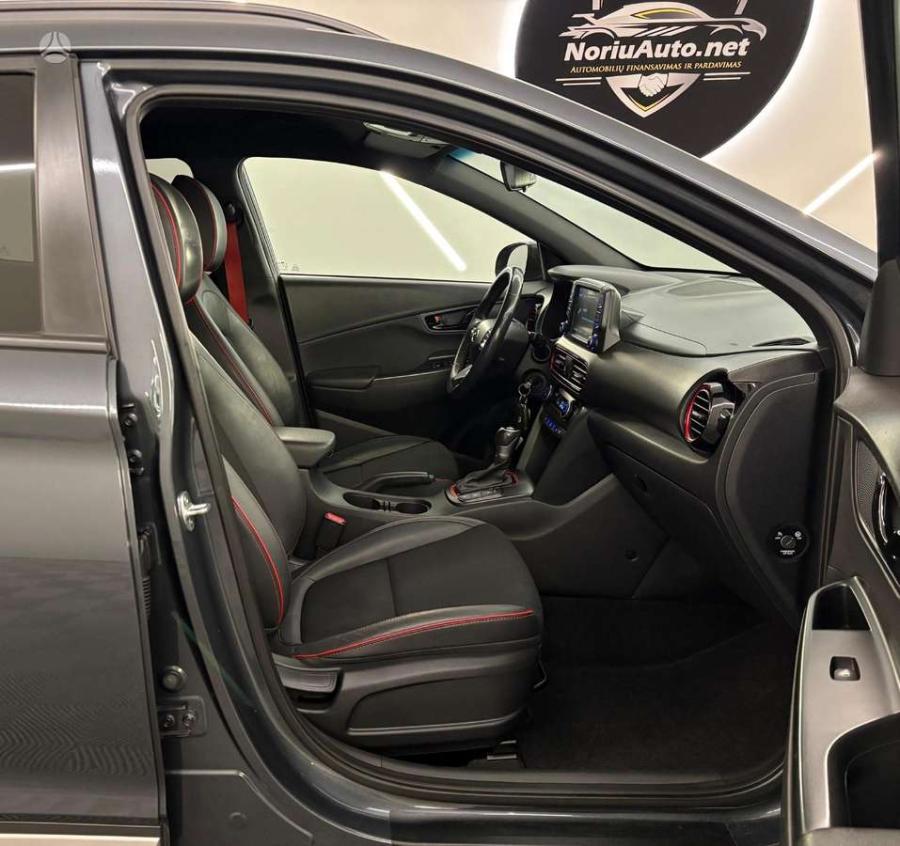 Black Ford tourneo-connect 2015 in Marijampole, with an engine capacity of 1.56 L and mileage of 254 thousand km for 6999 €, photo 16 on AUTOMOTO.COM.LV