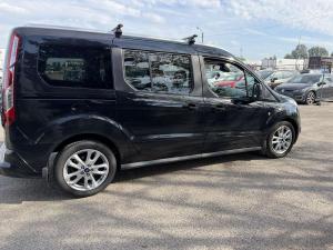 Black Ford tourneo-connect 2015 in Marijampole, with an engine capacity of 1.56 L and mileage of 160 thousand km for 6650 €, photo 5 on AUTOMOTO.COM.LV