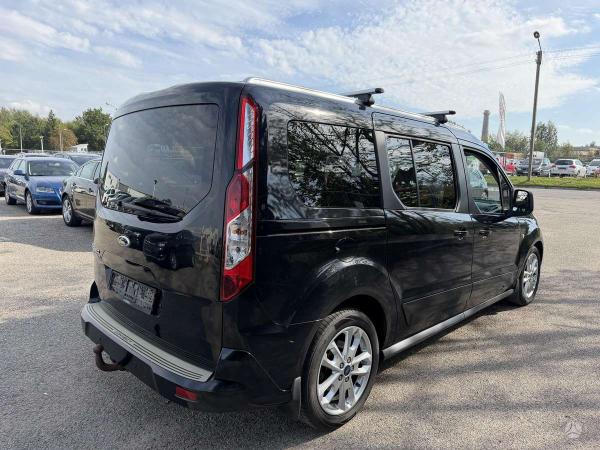 Black Ford tourneo-connect 2015 in Marijampole, with an engine capacity of 1.56 L and mileage of 160 thousand km for 6650 €, photo 7 on AUTOMOTO.COM.LV