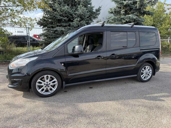 Black Ford tourneo-connect 2015 in Marijampole, with an engine capacity of 1.56 L and mileage of 160 thousand km for 6650 €, photo 9 on AUTOMOTO.COM.LV