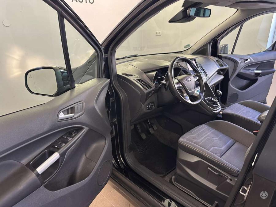 Black Ford tourneo-connect 2016 in Marijampole, with an engine capacity of 1.50 L and mileage of 214 thousand km for 8750 €, photo 21 on AUTOMOTO.COM.LV